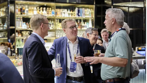 Networking Oracle Ai World 2025