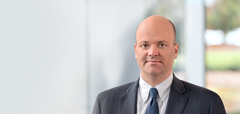 Simon De Montfort Walker Executive Biography